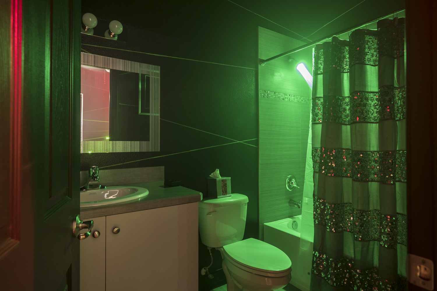 bathroommaze,ooom,troom_大山谷图库